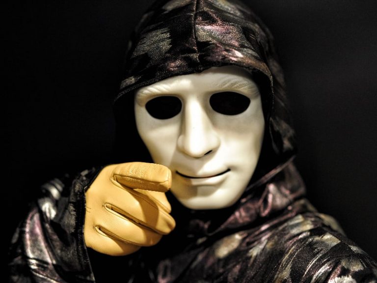 Teatro Farsa - Características, Ventajas, Representantes 2020